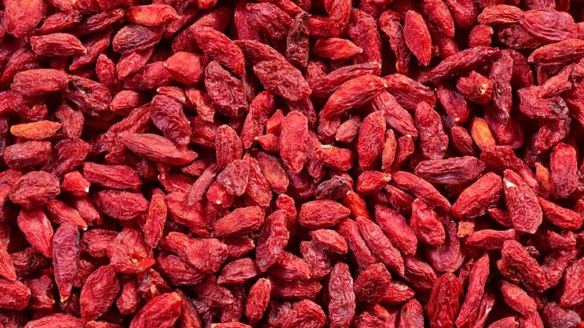 8 Manfaat Sehat Buah Goji Berry - KlikDokter