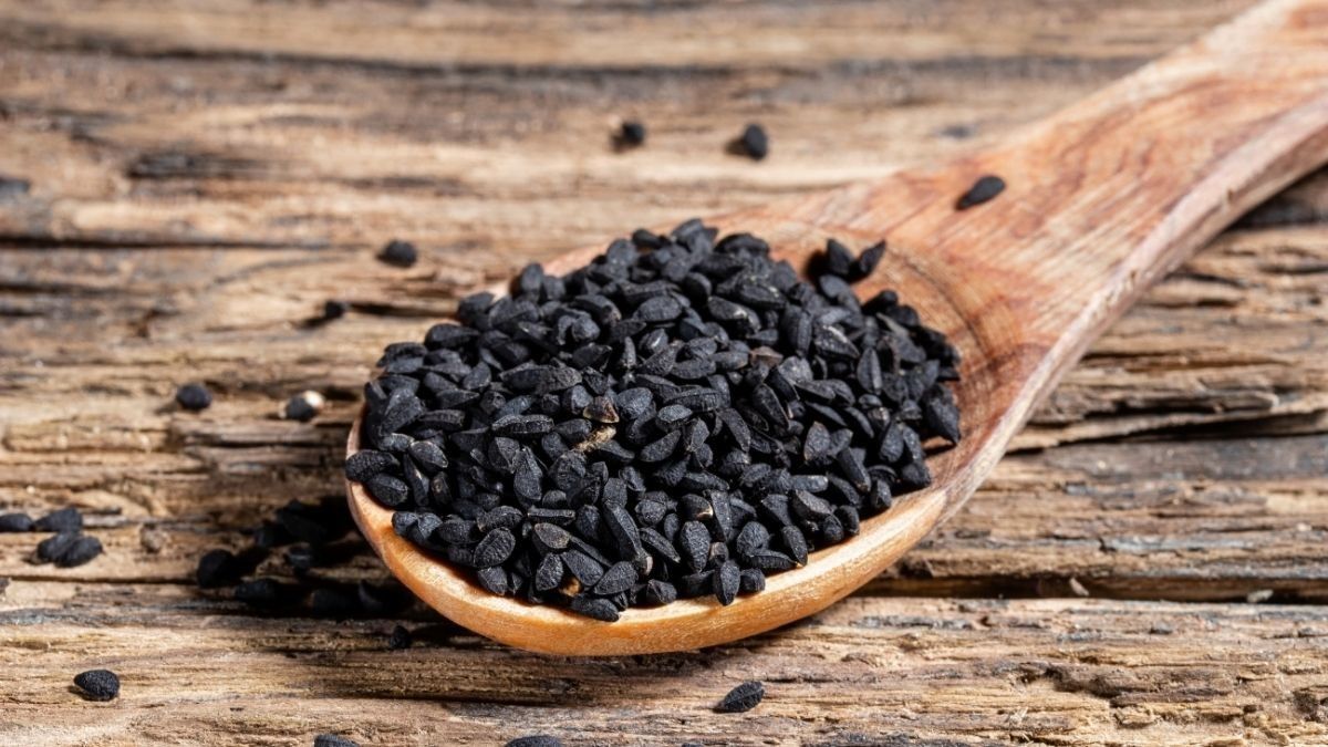 Manfaat Habbatussauda untuk Kesuburan Pria dan Wanita - KlikDokter