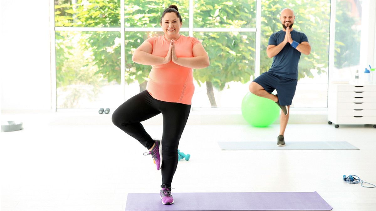 Tips Memulai Yoga untuk Orang Berbadan Gemuk - KlikDokter