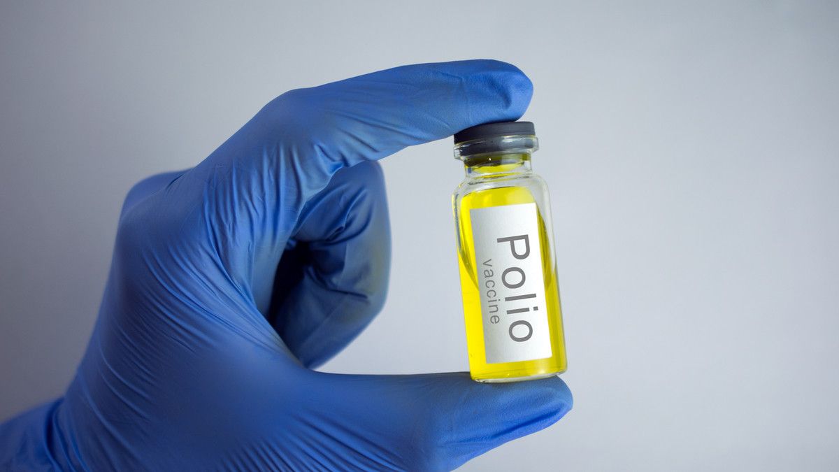 Menilik 7 Faktor Risiko Polio pada Anak - KlikDokter