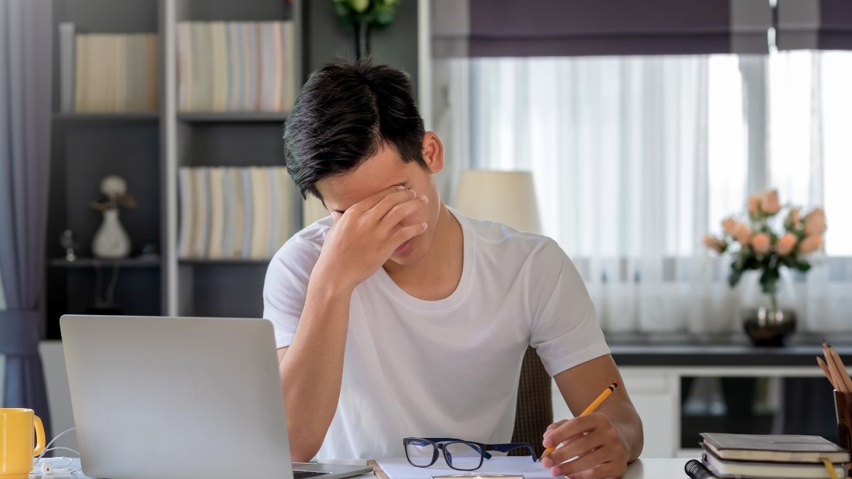 8 Tips Menghilangkan Rasa Gelisah dan Cemas Berlebihan - KlikDokter