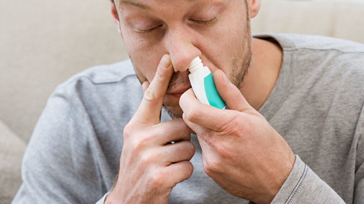 Jenis-jenis Obat Semprot Hidung Beserta Kegunaannya - KlikDokter