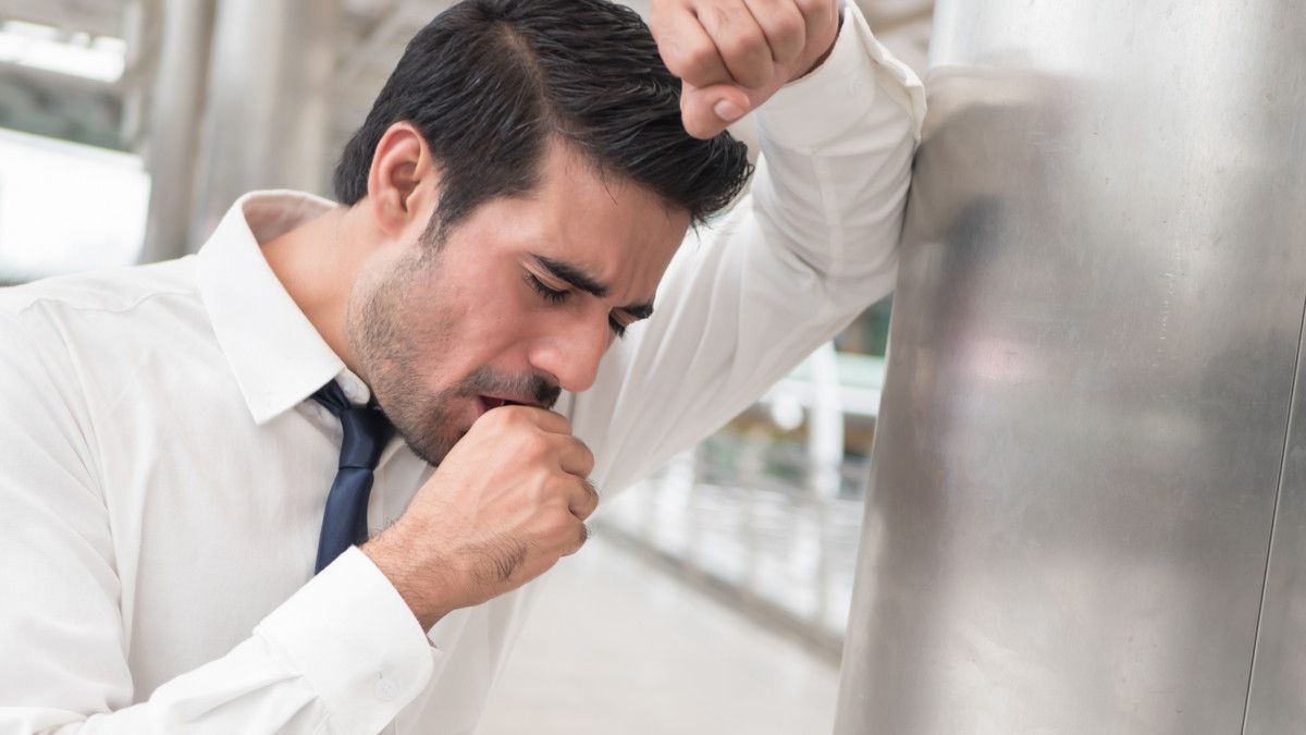 Kenali Gejala Awal Tuberkulosis (TBC) - KlikDokter