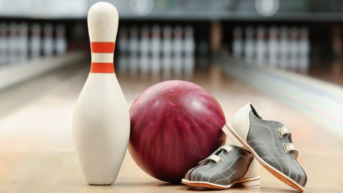 Bermain Bowling, Apakah Aman bagi Kesehatan Ibu Hamil? - KlikDokter