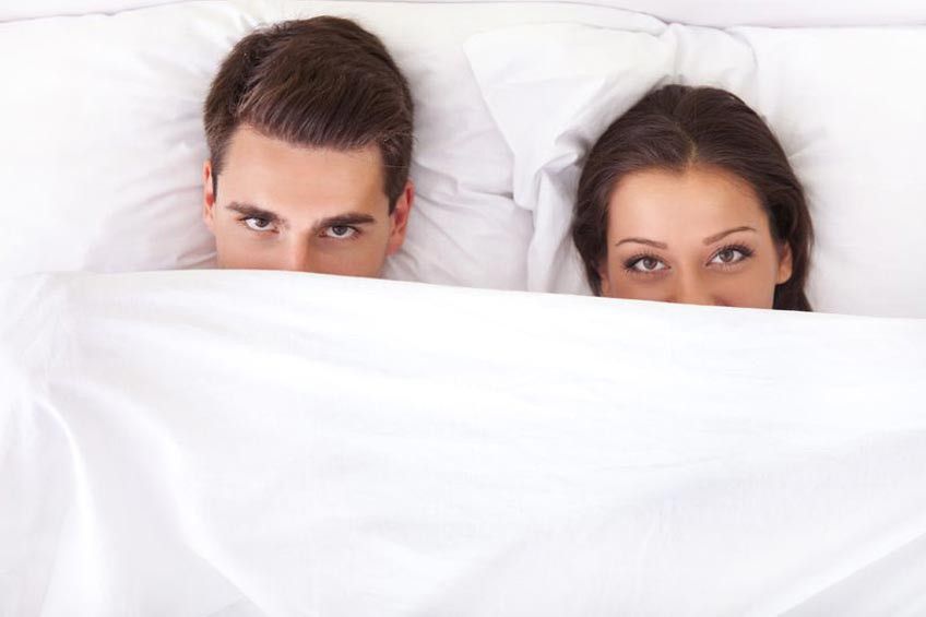 Posisi Seks yang Aman Dilakukan saat Hamil - KlikDokter