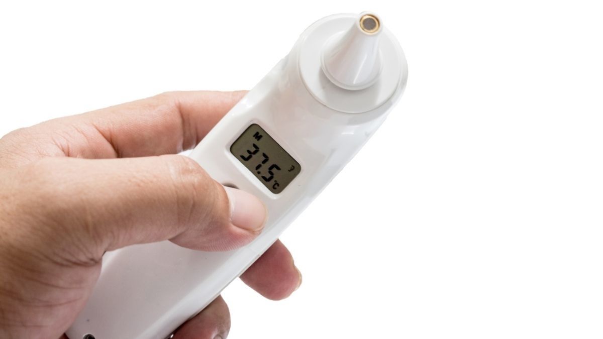 Mengenal Termometer Telinga dan Cara Menggunakannya - KlikDokter