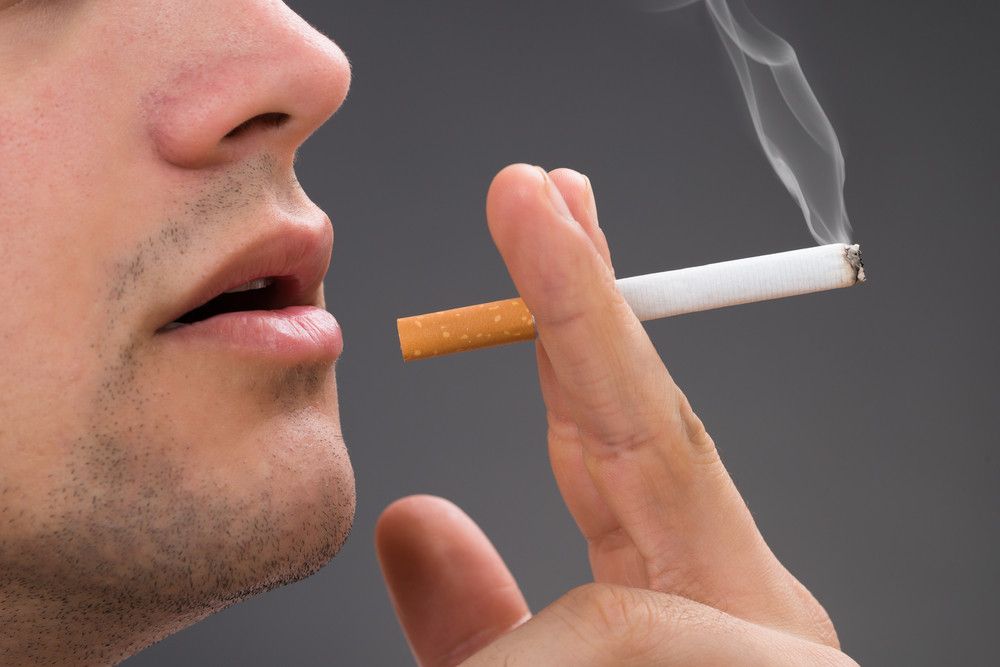 Harga Rokok Naik, Konsumsi Rokok Malah Meningkat. Ada Apa? - KlikDokter