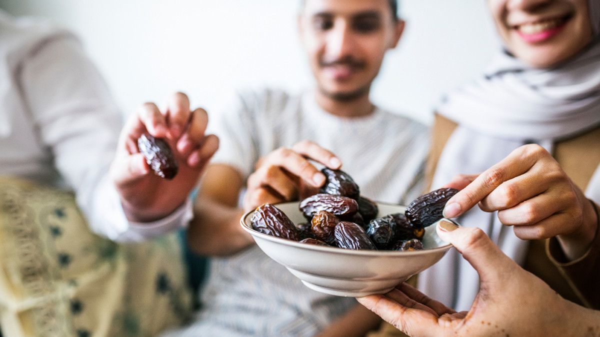 15 Manfaat Kurma bagi Kesehatan Tubuh - KlikDokter