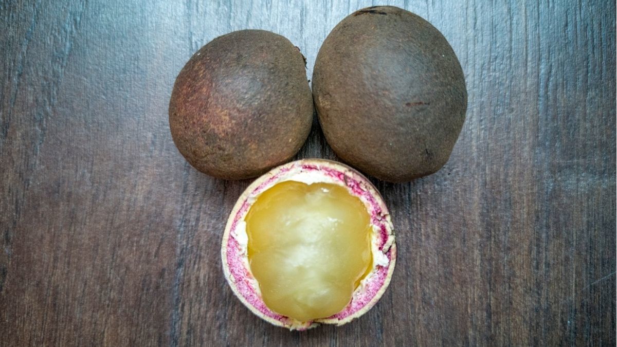 9 Buah Tropis Langka khas Indonesia yang Menyehatkan - KlikDokter