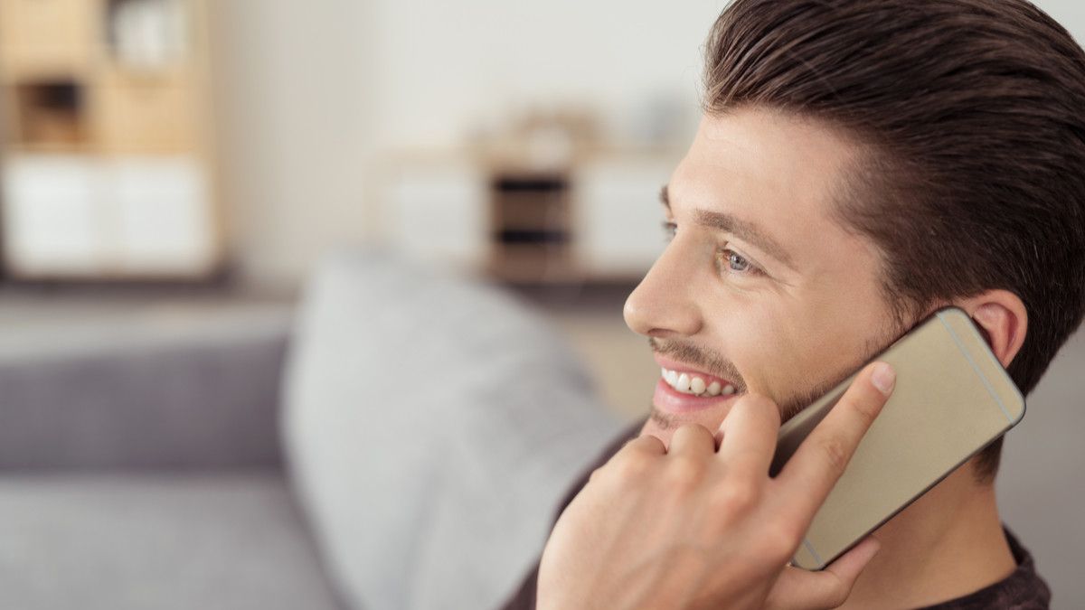 Cara Menjaga dan Menjalani Hubungan LDR dengan Pasangan Anda - KlikDokter