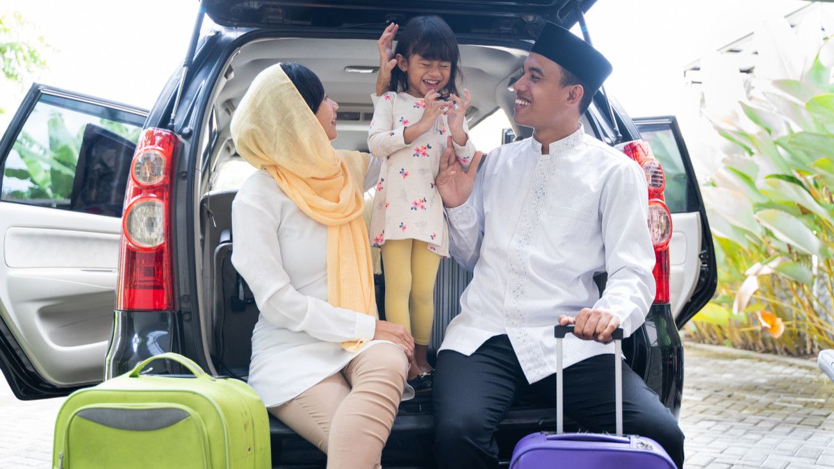 Cara Mudah Usir Sakit Kepala Saat Perjalanan Mudik - KlikDokter